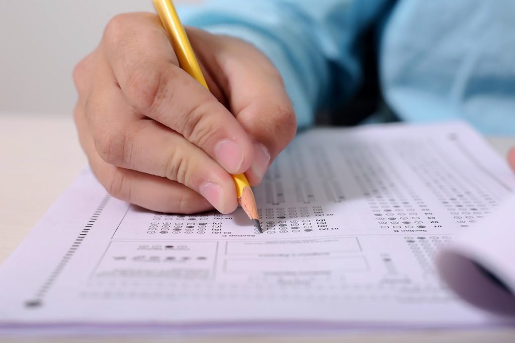 Entenda o que é processo seletivo simplificado